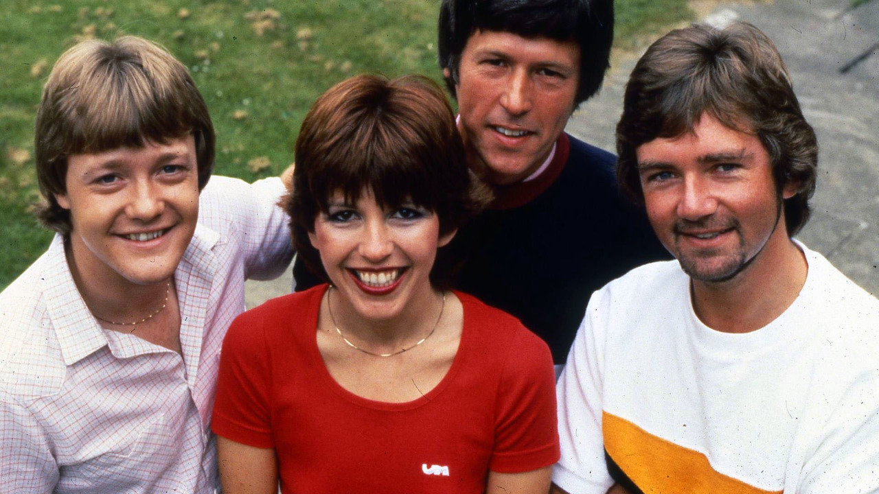 TV Time - Multi-Coloured Swap Shop (TVShow Time)